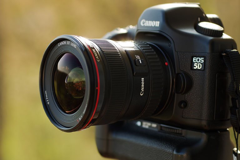 Canon 5D Review A Deeper Look At Its Specifications And Features Canon 5D Review A Deeper Look At Its Specifications And Features